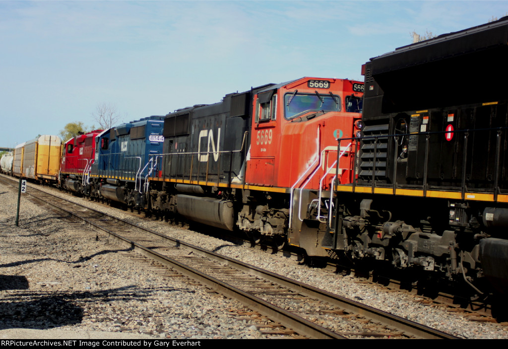 CN 5669 - Canadian National